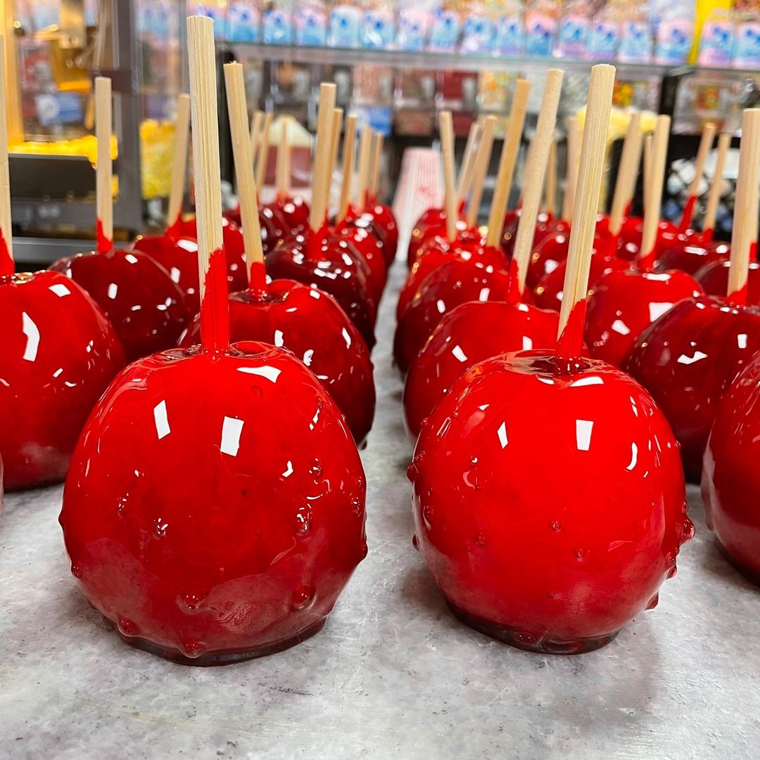 Why River Street Sweets®? | Franchise Roots & Values